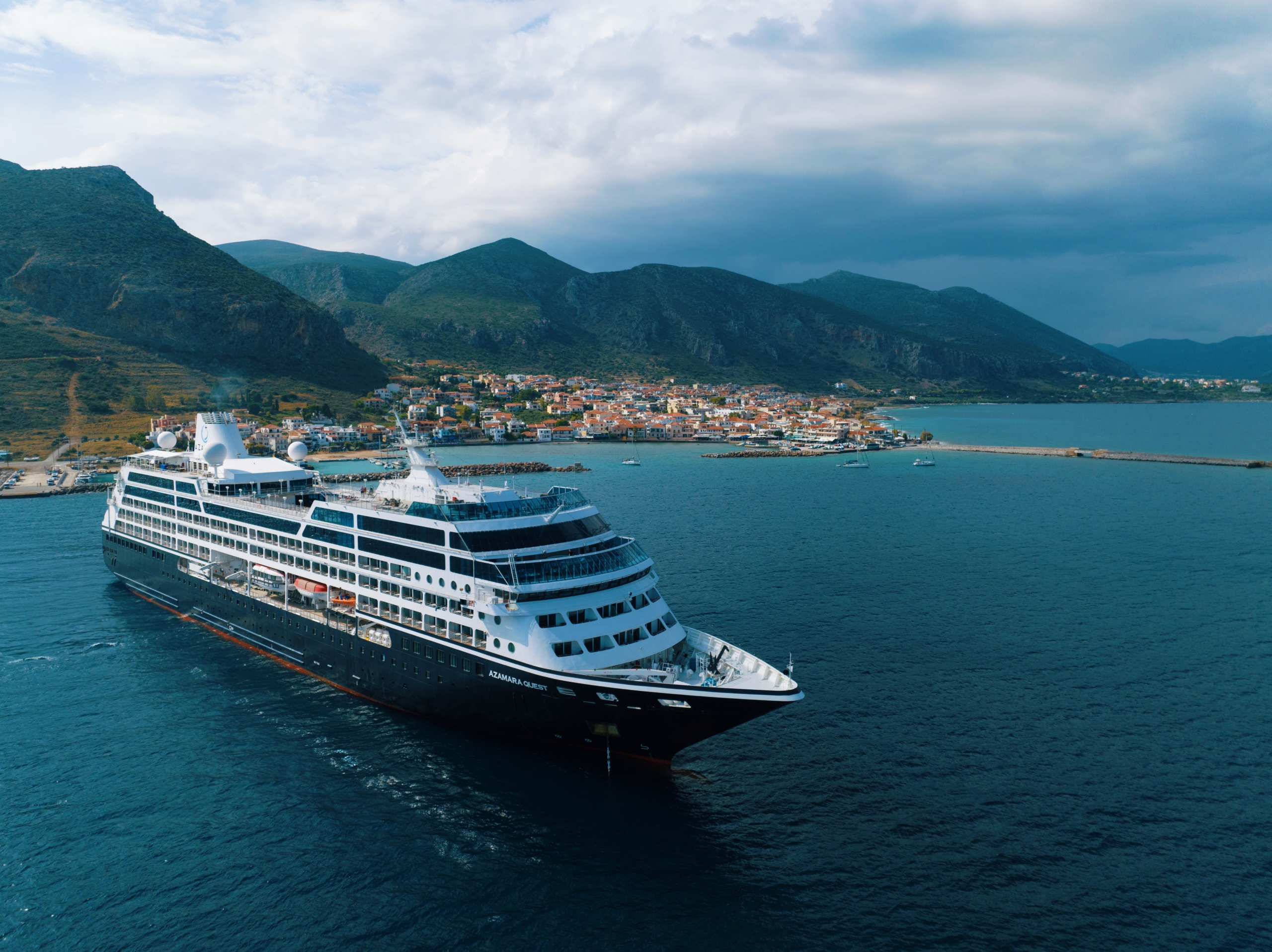 RMI Registry Welcomes Azamara Cruises - IRI | International Registries, Inc.